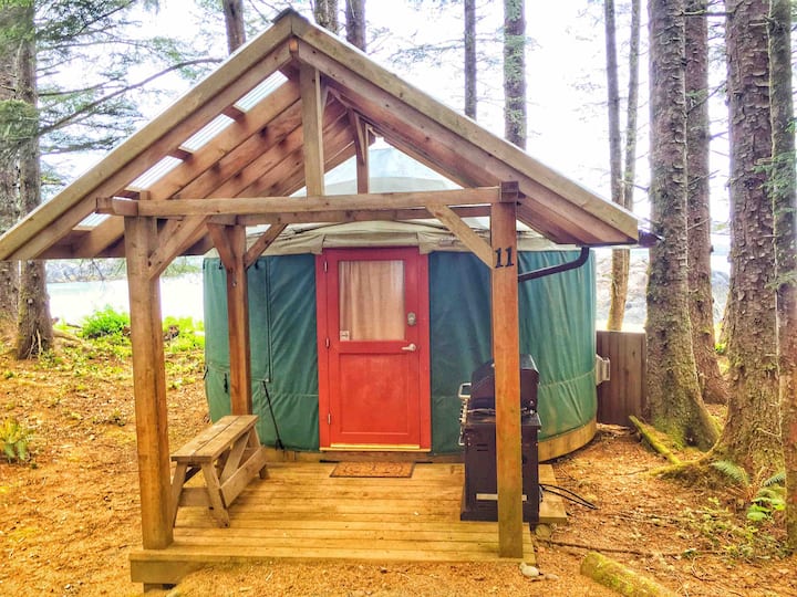 Top 4 Glamping Spots Near Tofino, Canada - Updated 2025 | Trip101