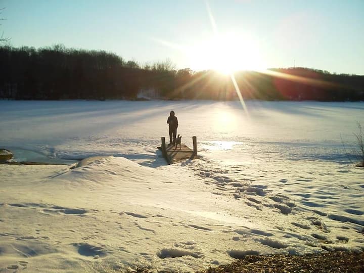 Price Drop, Wine@bright, Toasty Private Lake Home! - Torch Lake, MI