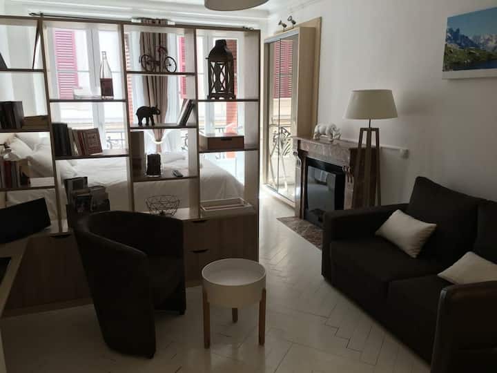 Le National Au Coeur D' Evian - Rue Piétonne - Évian-les-Bains