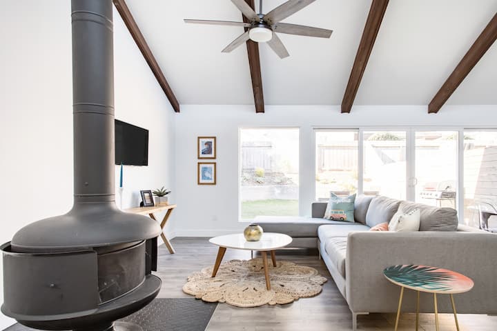 Boutique Beach House With Backyard- Family & Work Friendly - Encinitas, CA