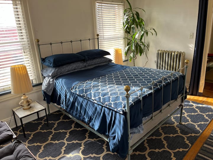 Westside Charm And Comfort - Riverside, MO
