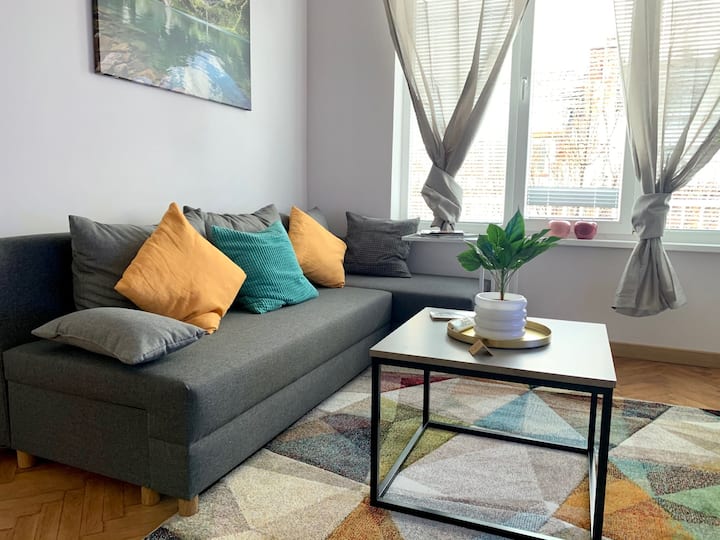 Апартамент с две спални в идеалния център на София - Sofia