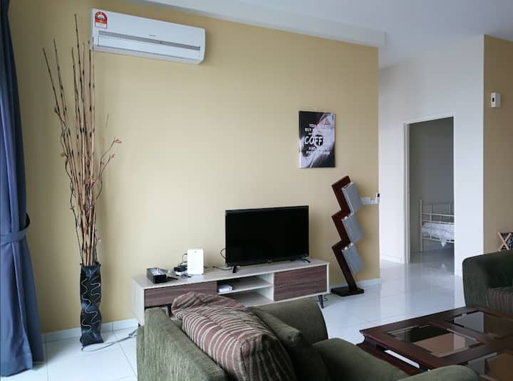 Skyloft @ Bukit Indah Comfy 2+1 Br By Aeon Lotus - 조호르바루