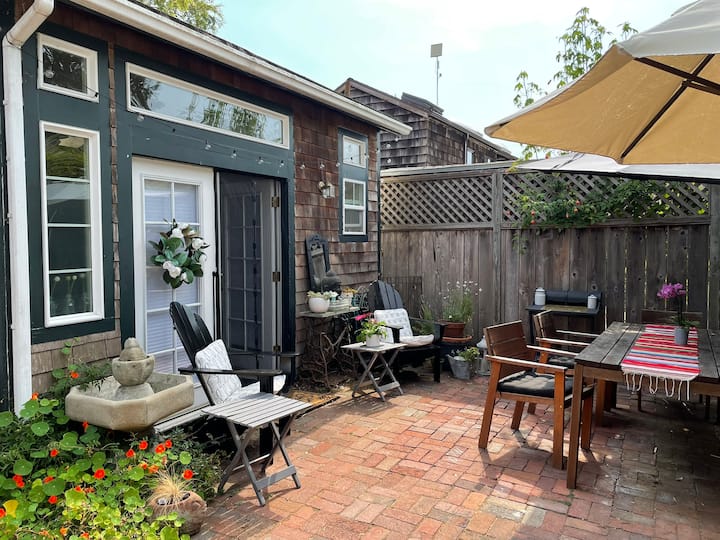 Magnolia Cottage-cozy & Stylish. Lgbq+welcoming! - Oakland, CA