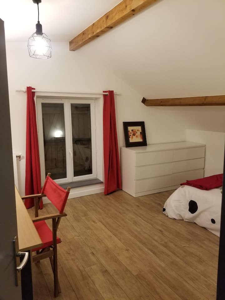 Coquette Chambre Dans Une Maison Ancienne Rénovée - Montauban