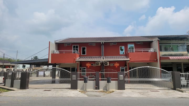 Ccp Homestay - 2 Houses - Teluk Intan