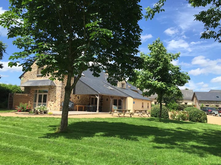 Gîte Grand Piaf - Avec Salle De Réception - Mayenne