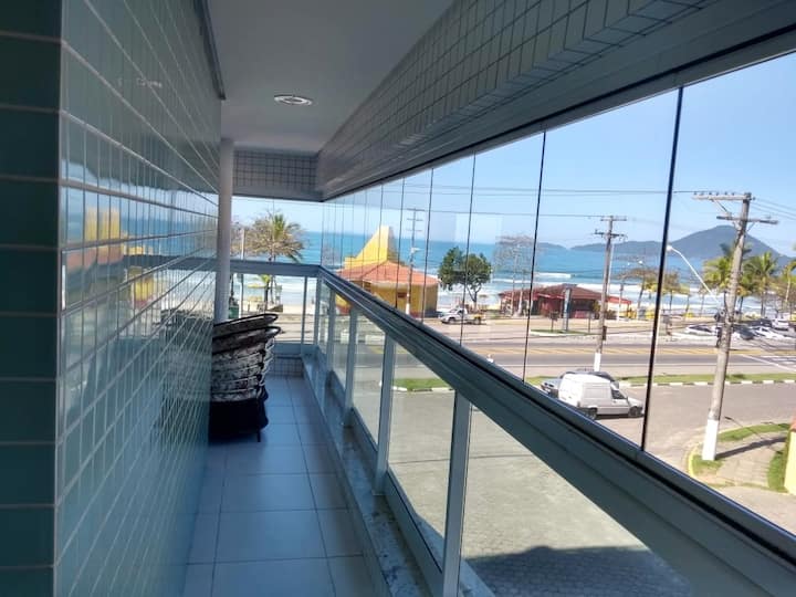 Apto Alto Padrão De Frente Para O Mar - Ubatuba