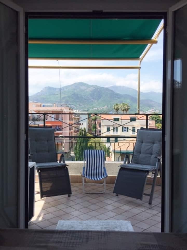 Attico Quinto Piano Con Terrazzo - Loano