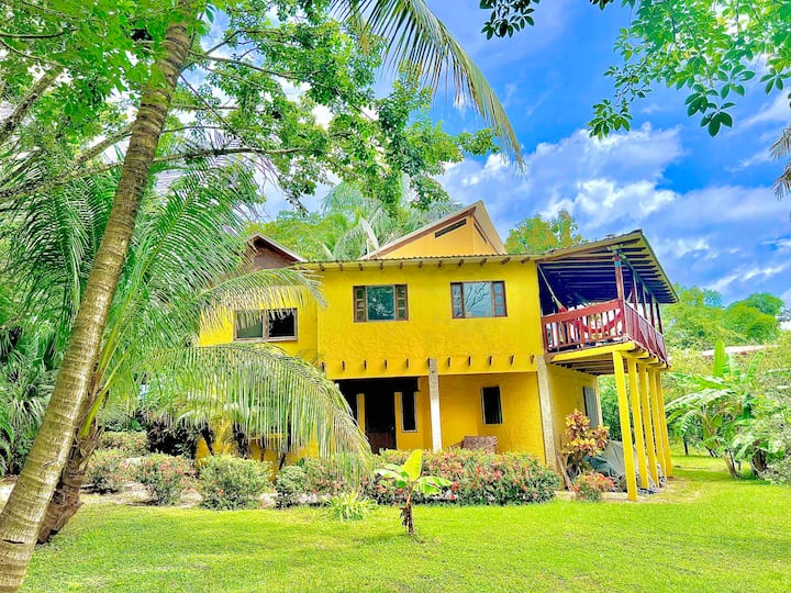 4 Bedroom Private Home 2 Blocks To Ocean Sleeps 12 - Costa Rica