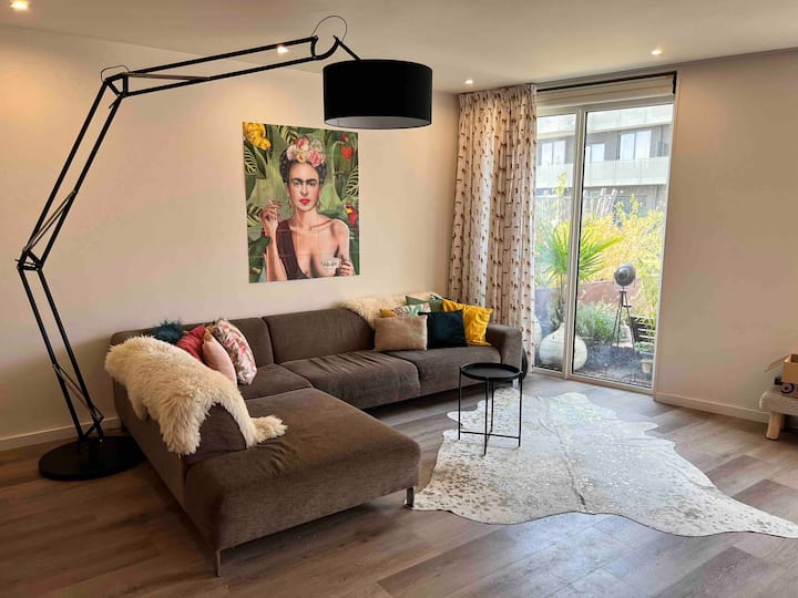 Modern Fun Family Home, Discounted Parking, 2 Cats - Ámsterdam