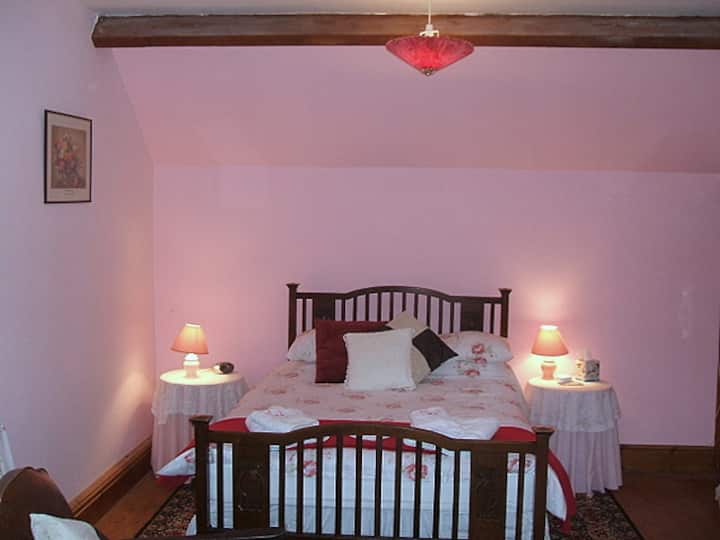 Lilac Room - Gaer Farm B&b - Llandrindod Wells
