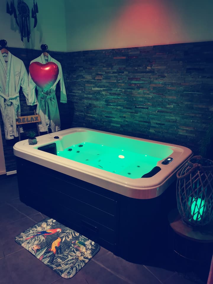 Cocoon D'allauch Studio Avec  Jacuzzi Privatif - Allauch