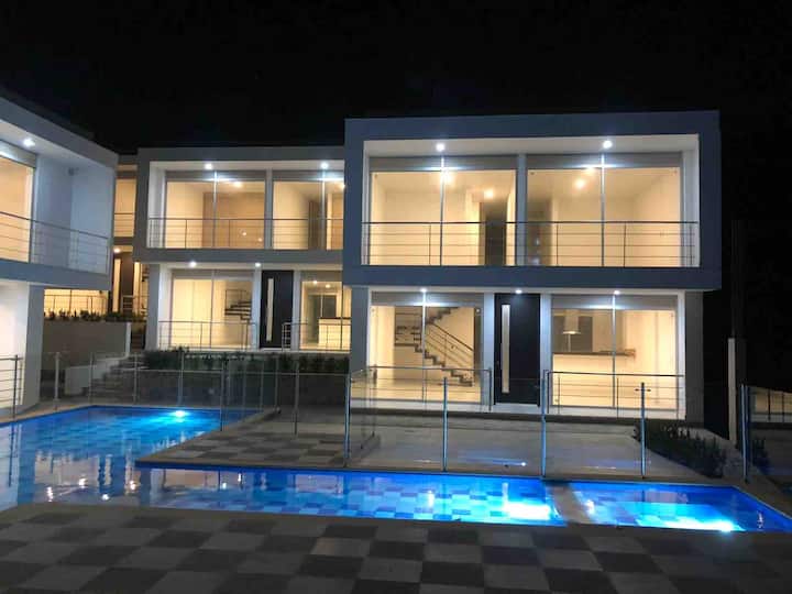 Comoda Casa En Conjunto De 4 Casas - Villeta