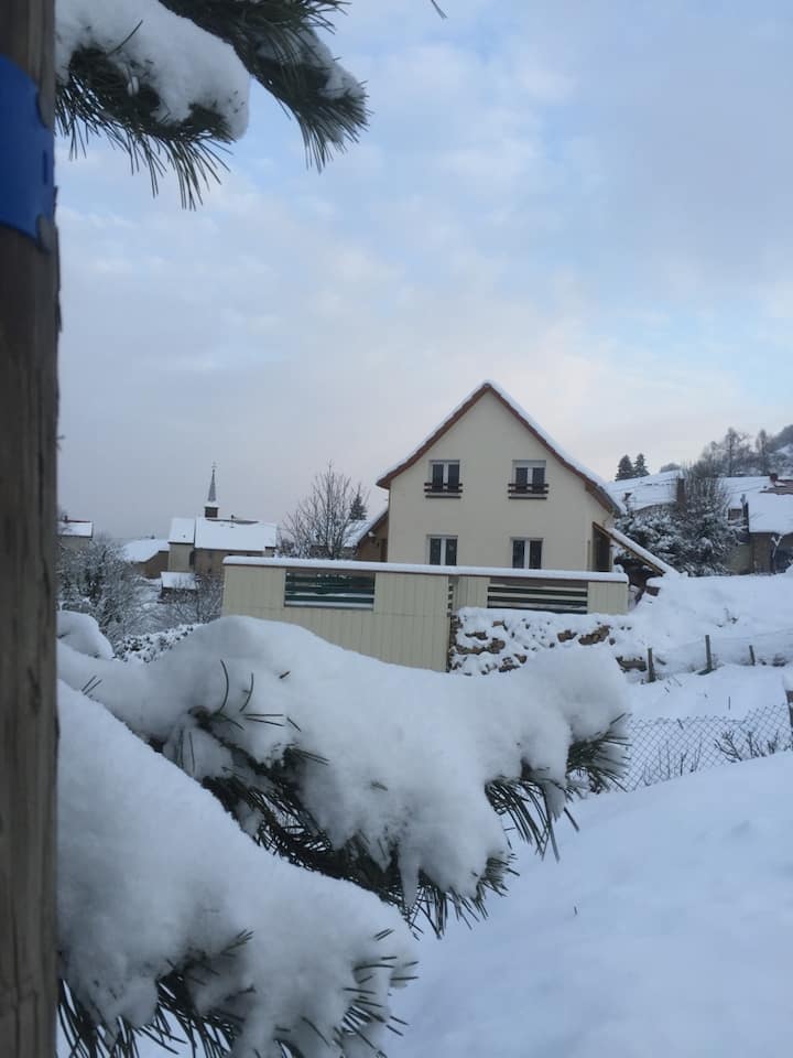 Alisier : La Guitoune Mountain Refuge - Champ du Feu