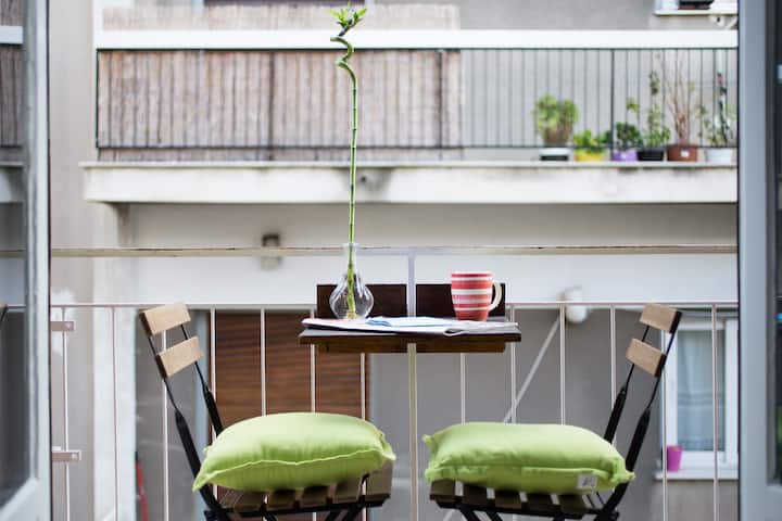 Retro-design Apt. With Balcony Next To Acropolis! - Athens