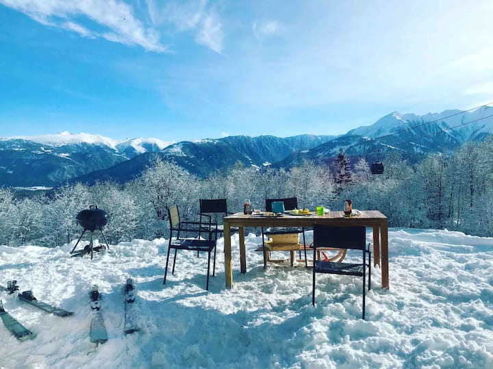Vue Sur La Montagne, Au Milieu De La Nature - Flims