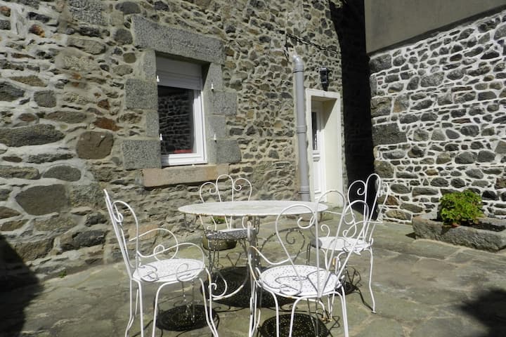 Charmante Maison De Ville, Proche Des Plages - Saint-Quay-Portrieux