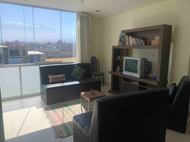 Tercer Piso: Amplio Depa Con Hermosa Vista - Arequipa