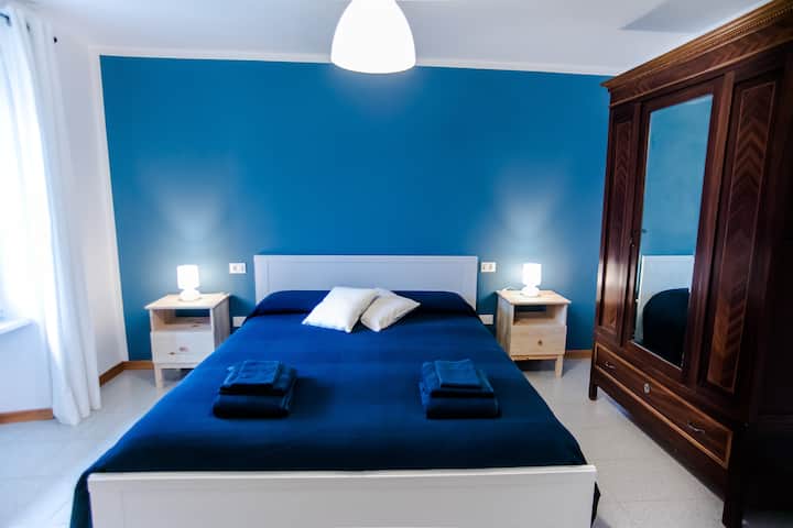 Family Room-2double Bedrooms(connected) +Breakfast - Malcesine