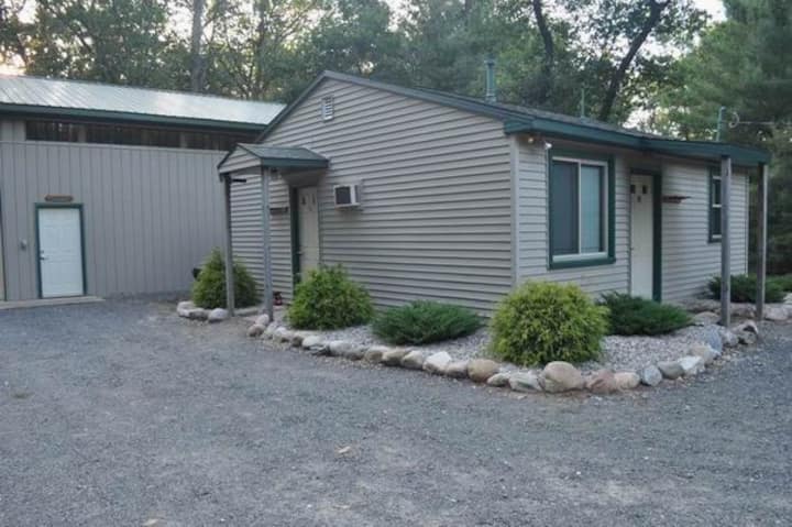 Little South Branch Of The Pere Marquette Cabin - Baldwin, MI