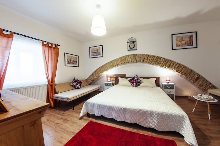 Beautiful Old Town Apartment - Prague