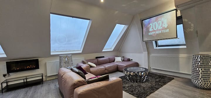 Panoramic View Flat In Central Of Golders Green - London