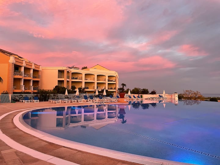Appartement Fraichement Rénové Avec Piscine - Cannes