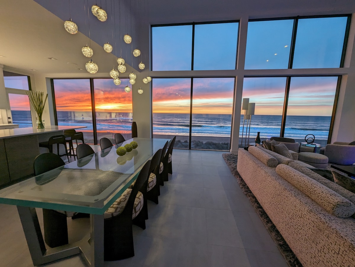 Sea Glass Oregon Villa - 360 degree Ocean Views - Houses for Rent in ...