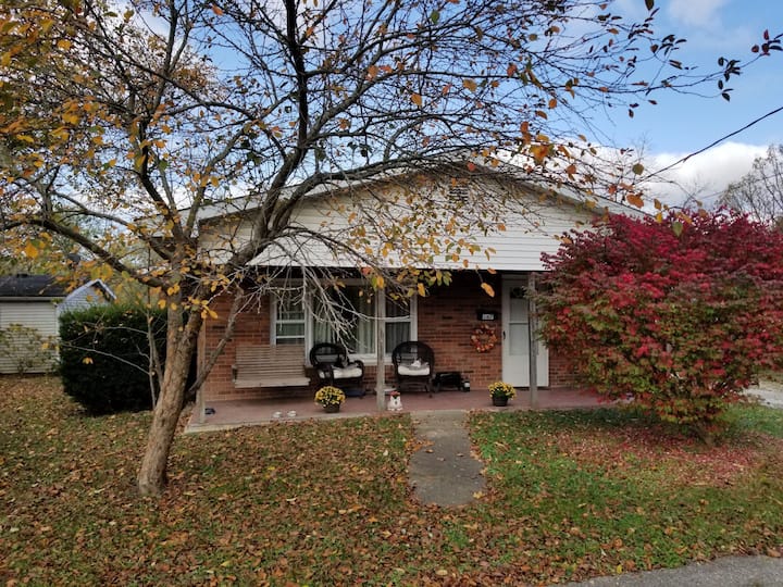 Serenity 10 Acres, 3 Bd, 2bth Boat Access - Aurora, IN