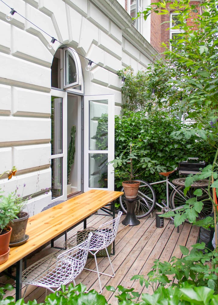 Prime Location With Private Garden On The Lakes - Copenhagen