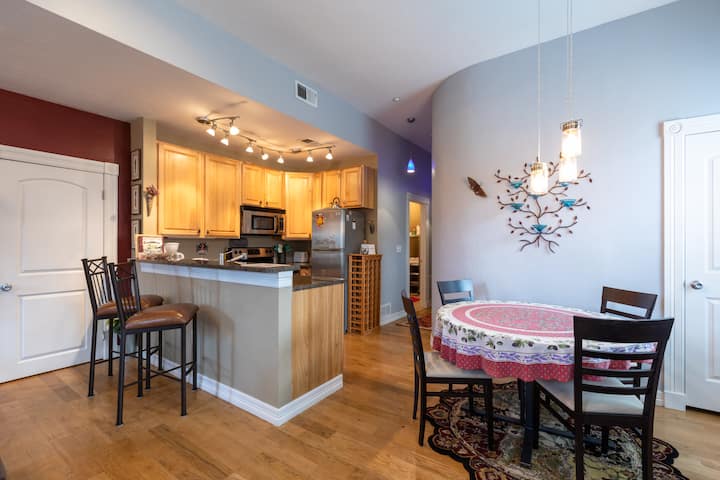 Private Condo In Heart Of Downtown Golden, Co. - Golden, CO