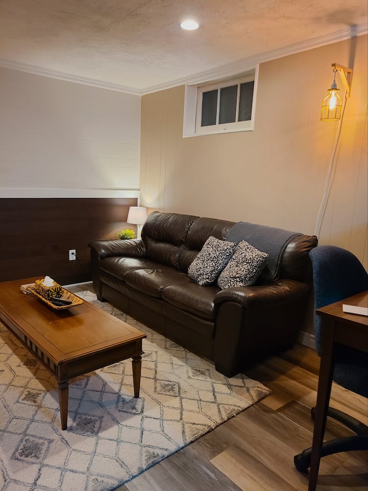Cozy Guest Suite Near Uptown Waterloo! - Waterloo