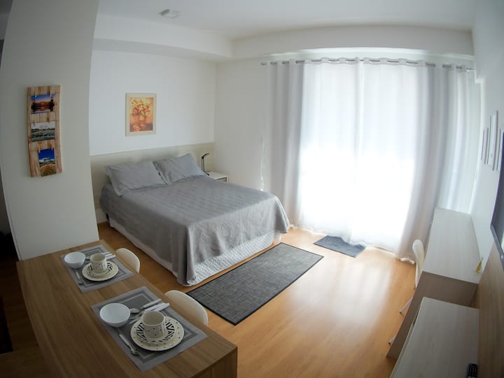 Practical And Cozy With Workspace + Fast Wi-fi! - Curitiba