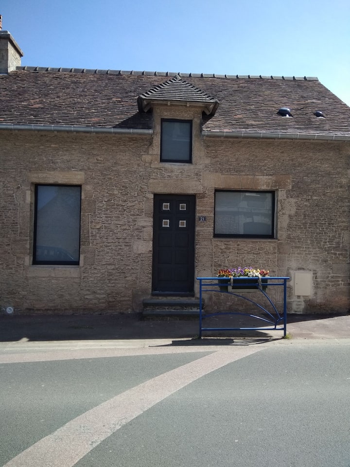 Charmante Petite Maison De Bourg Tout Confort - Normandy