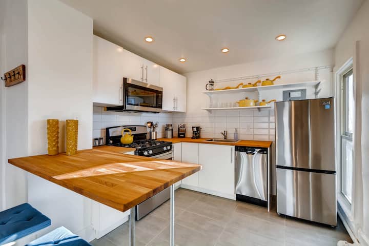 Monthly Furnished Apt Few Blocks South Of Downtown - Englewood, CO