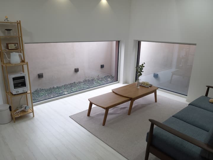 펜션 꿈꾸다 "길버트2"- 침실 2개 사용(토닥토닥펜션의 새이름) - Jeju-si