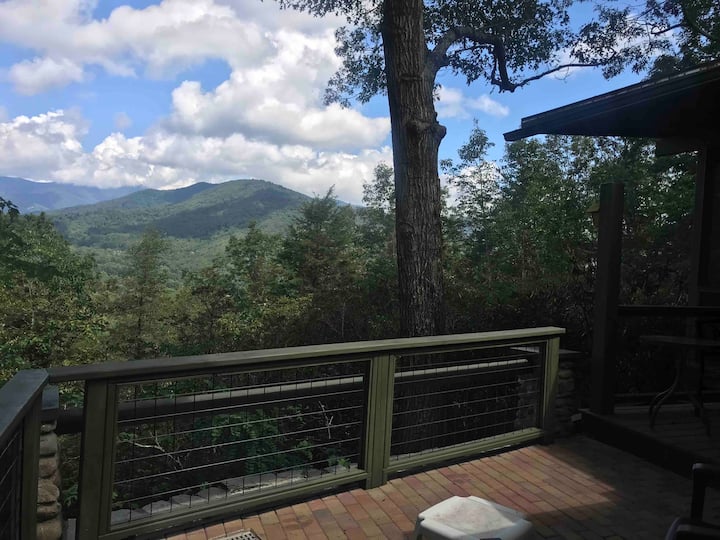 Mountain View Cottage - Black Mountain, NC