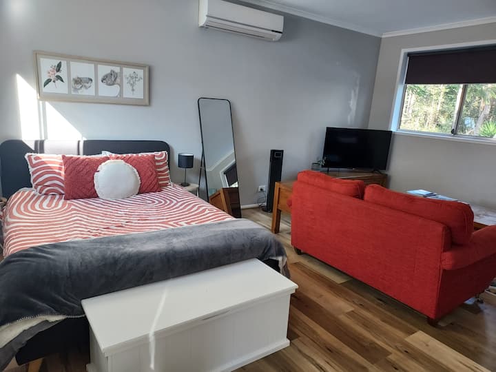 Mons Studio - Buderim