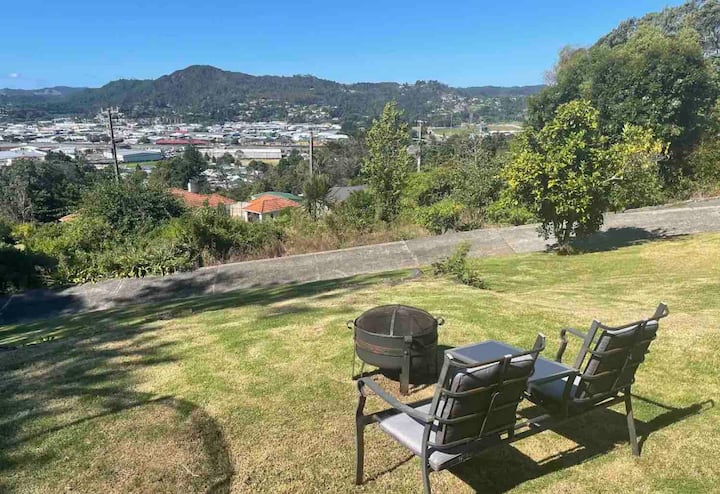 Black Sheep Retreat (2-bdrm / 3 Beds) - Whangārei