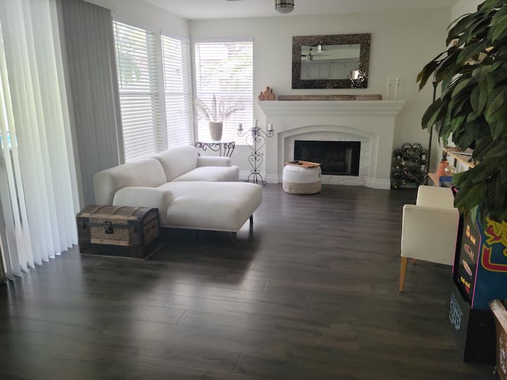 Clean Cozy Room W/att'd Private Bath - Las Vegas, NV