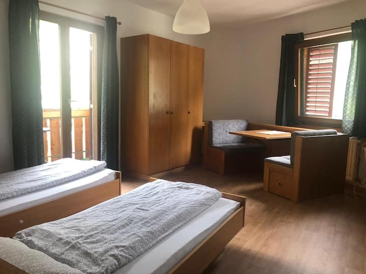 Schlosshof's Rooms
Cozy Room Near Bolzano - Obereggen