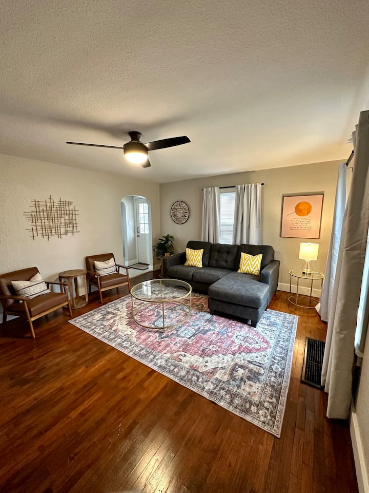 Cozy Cottage - Cape Girardeau, MO