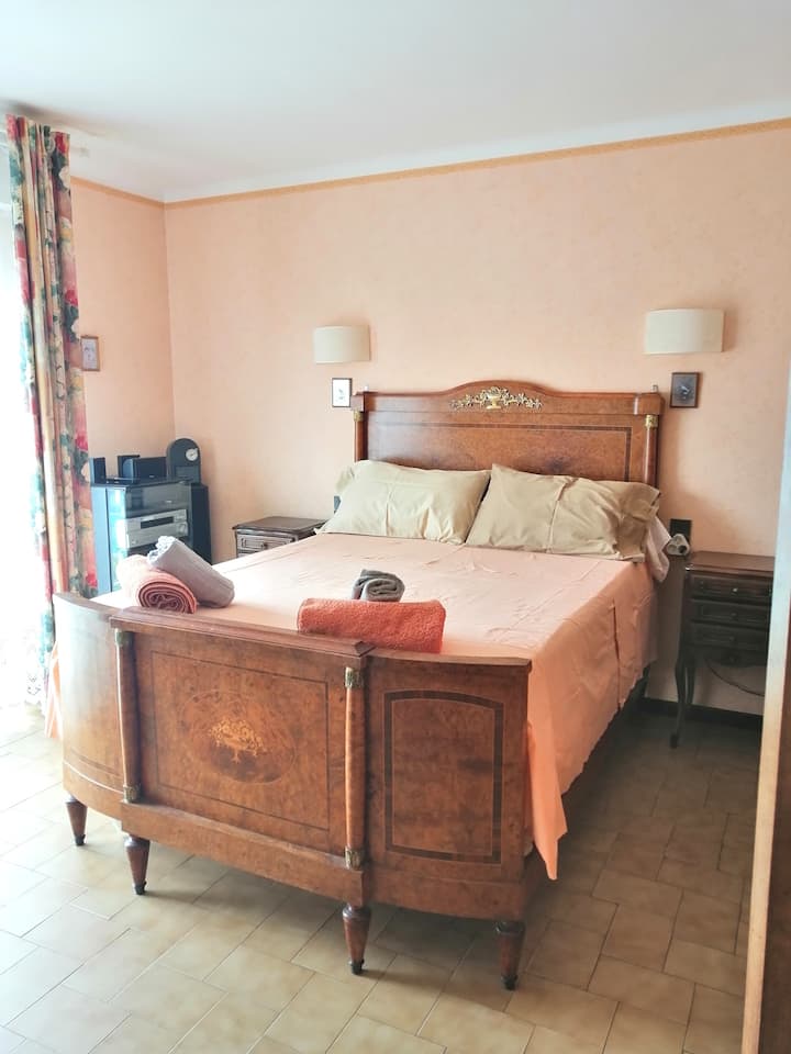 Olivier:chambre Climatisée + Douche +Wc Privées. - Perpignan