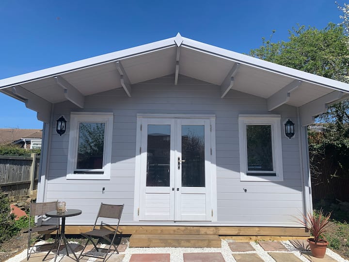 Self Contained, Bijou Bunker In Whitstable - Whitstable