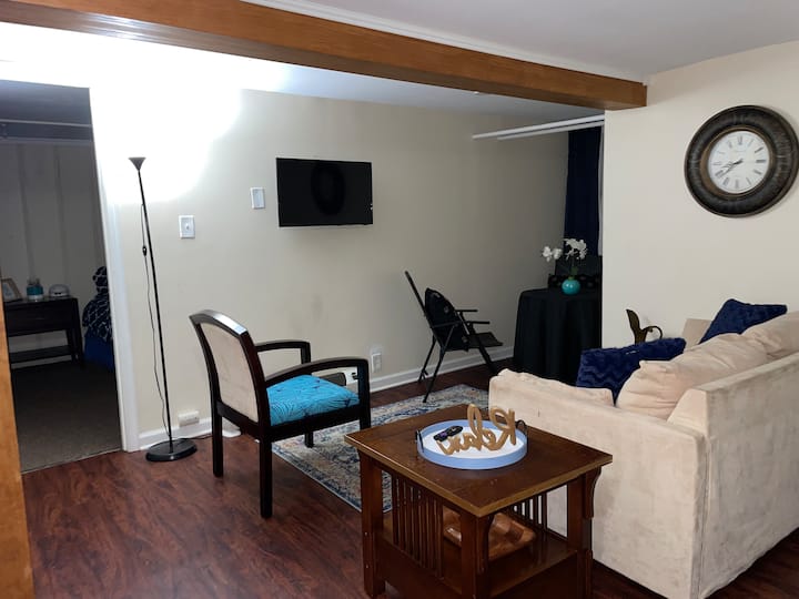 Private & Price Drop- Apartment W/washer & Dryer! - Towson, MD