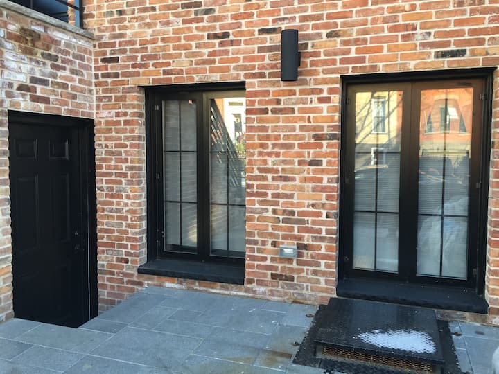 Modern Luxury Brooklyn Guest Suite - Brooklyn, NY