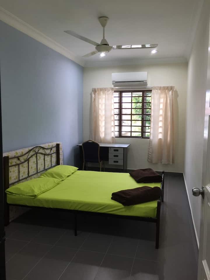 6br Homestay Subang Jaya Taipan (16 Pac) - Puchong