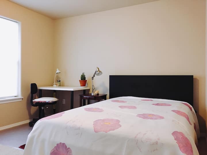 Comfy One Bedroom Nw Express - Eugene, OR