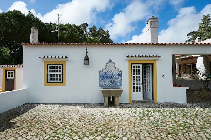 Very Quiet Studio. - Sintra